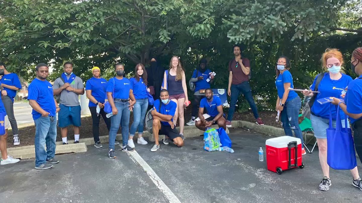 Philadelphia: Orientan puerta por puerta sobre la vacunación sobre el ...