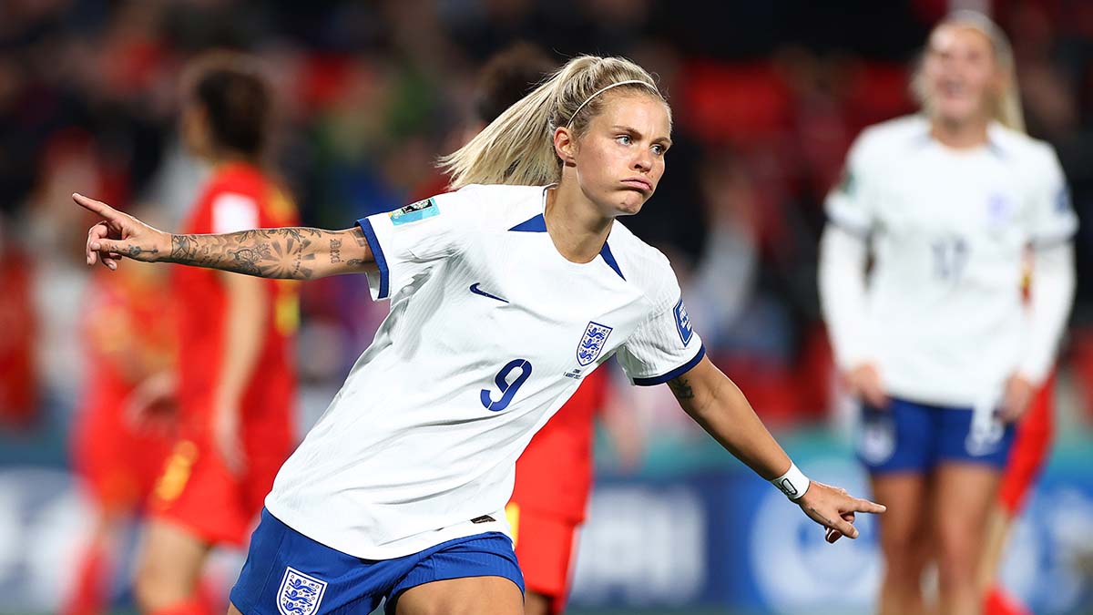 Rachel Daly anota el sexto gol en el minuto 84 para Inglaterra ...