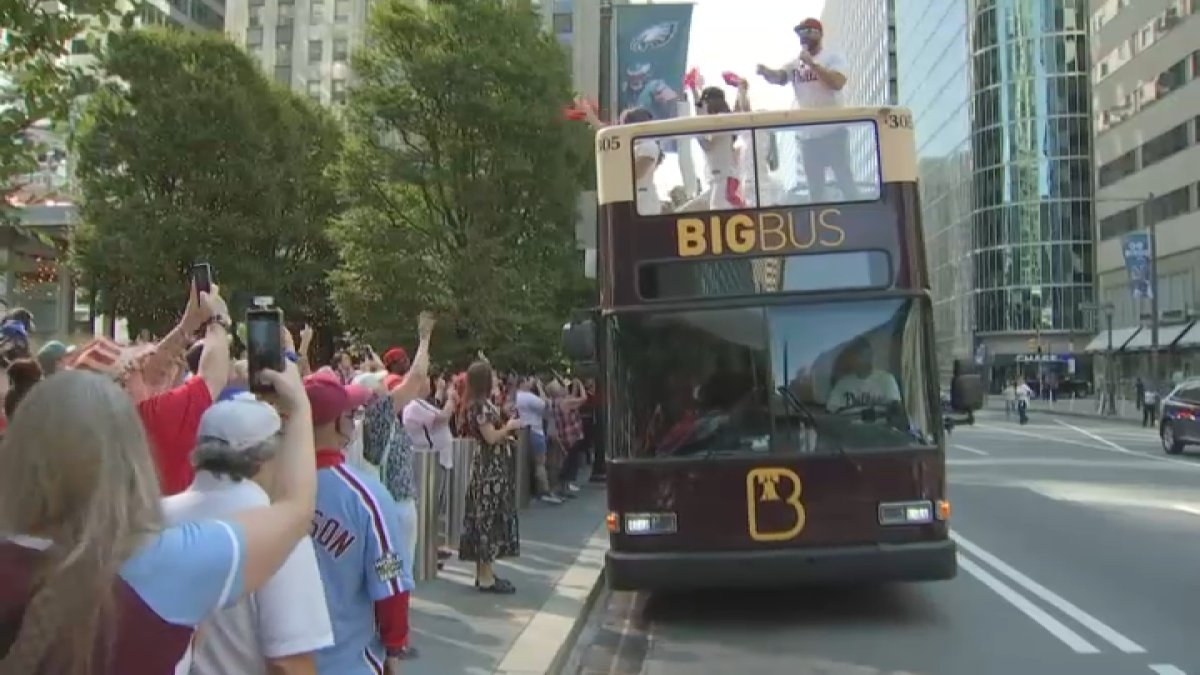 Contágiate con el autobús del Red October en honor a los Phillies ...