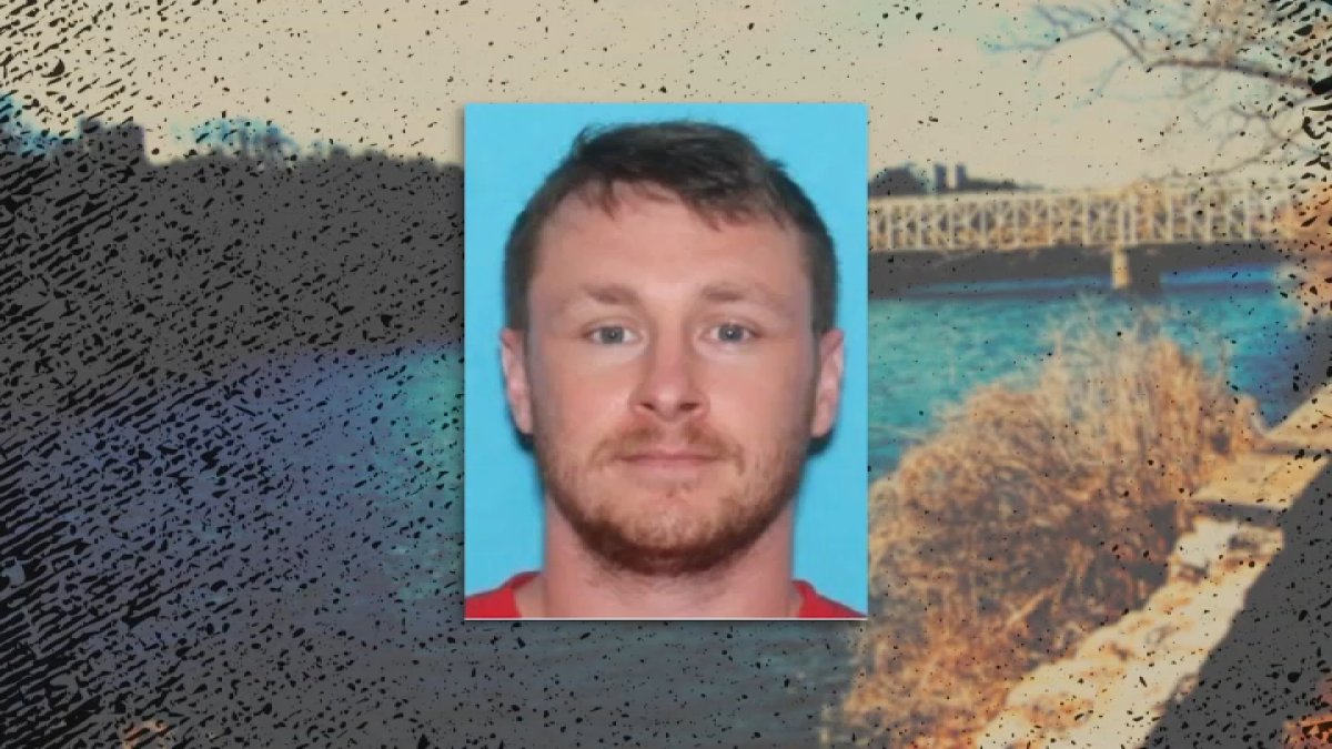 Investigan muerte de hombre hallado en el río con tiro detrás de la ...