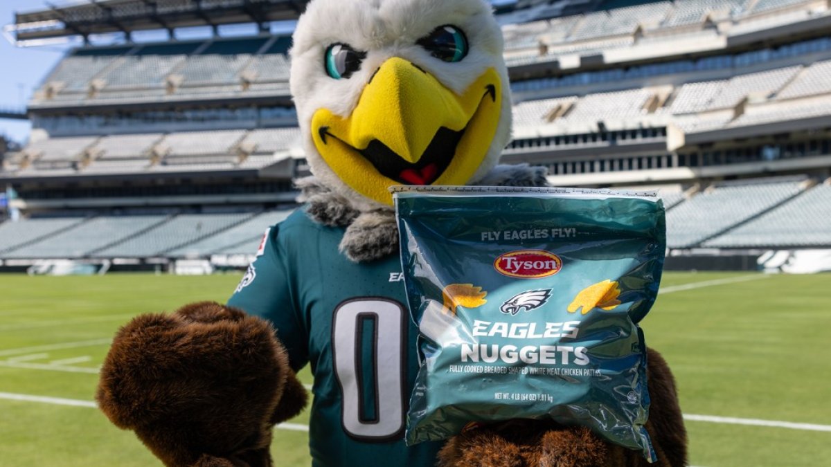 Eagles debutan con marca de trozos de pollo para fanáticos – Telemundo 62