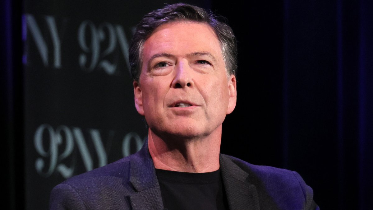 Acusan al exdirector del FBI James Comey – Telemundo 62